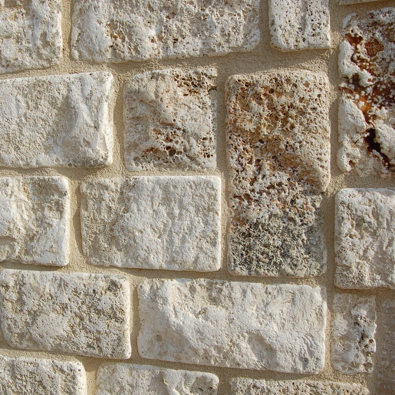 L14 Roman Wall Travertine - Natural Stone Projects